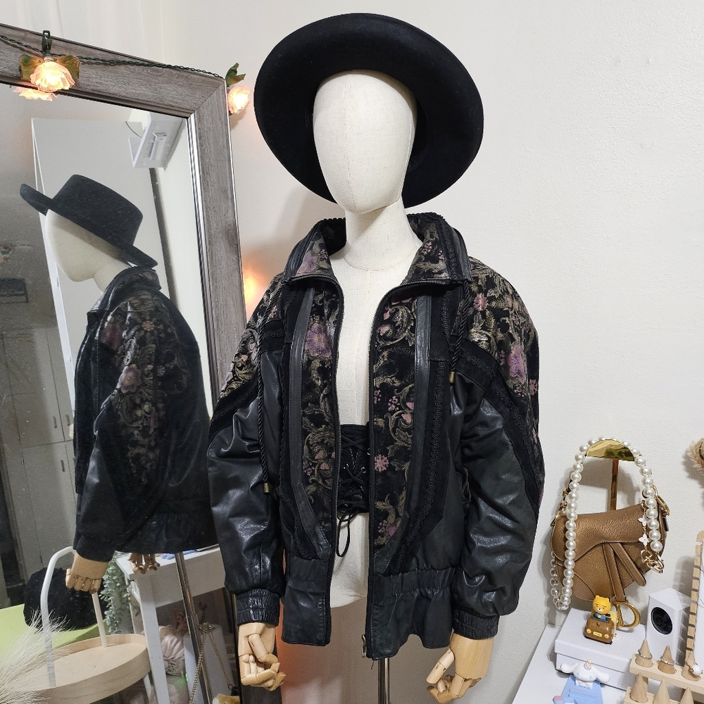 Rare Vintage Jay Jacobs Genuine Leather Floral Brocad… - Gem